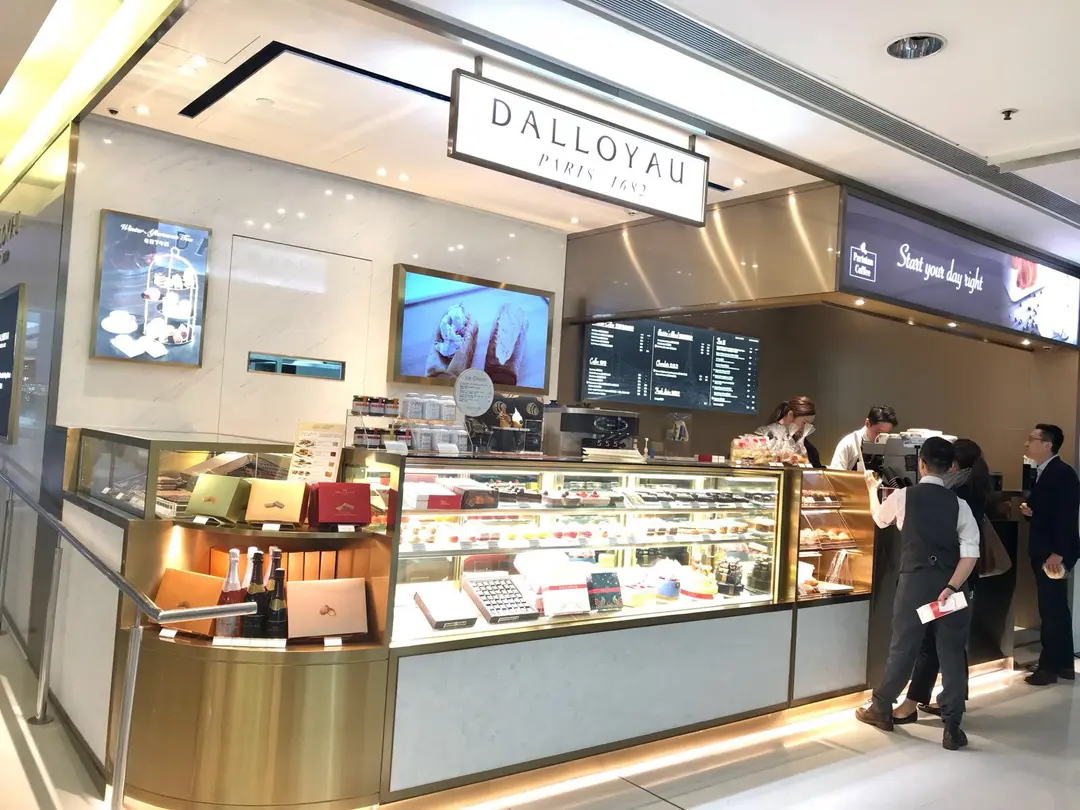 DALLOYAU - French Dessert Coffee Shop in Central IFC Hong Kong | OpenRice Hong Kong