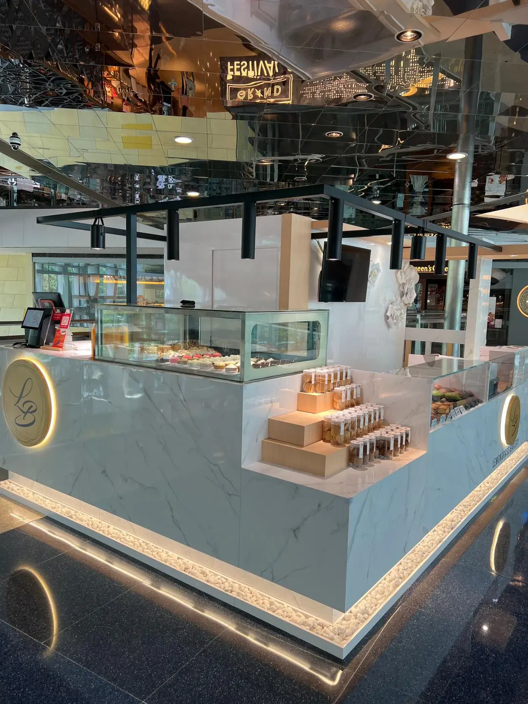 Lemongrass Bakery (Festival Walk) - International Dessert Chocolate/Candy Shop in Kowloon Tong ...